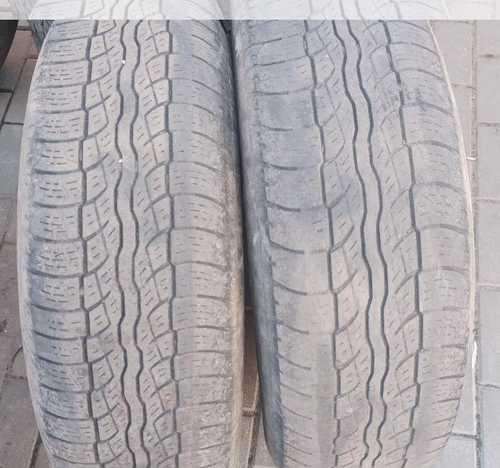 Bridgestone Dueler H/T 687 225/70 R16