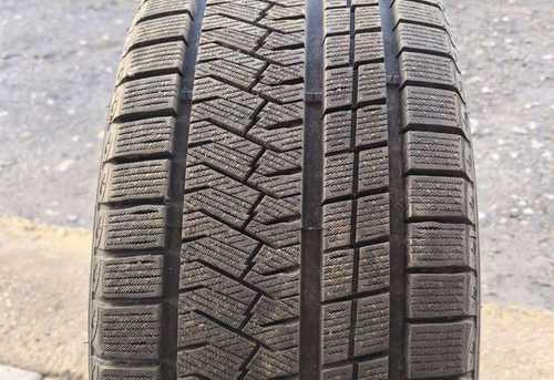 Triangle Snowlink TWT02 245/45 R18