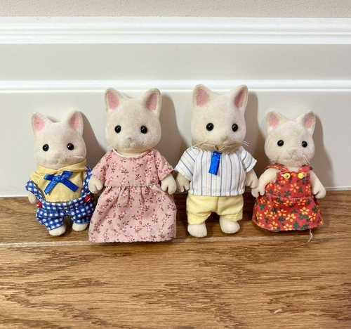 Sylvanian families семья котов