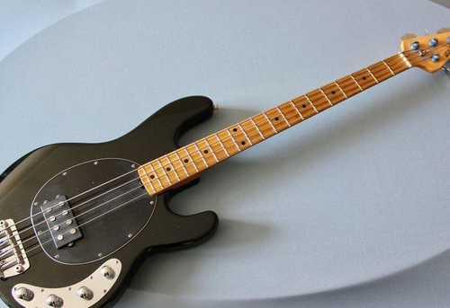 Ernie Ball Music Man Stingray USA