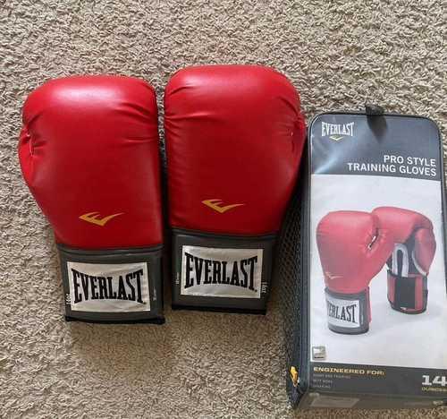 Боксерские перчатки everlast 14 oz