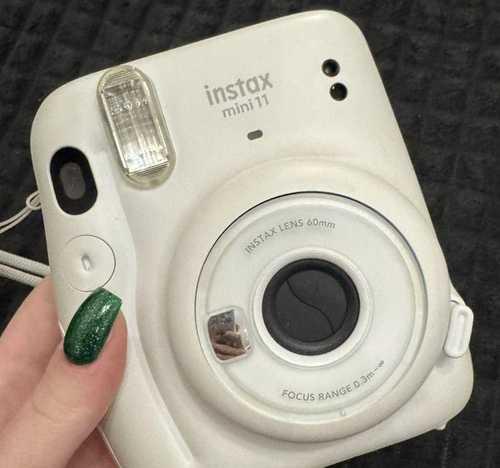Фотоаппарат instax mini 11