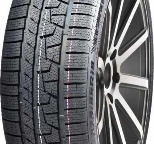 Compasal Winter Blazer UHP 215/50 R17 95V