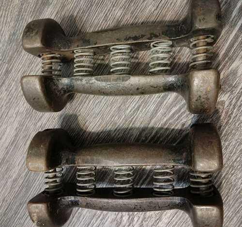 Гантели с пружинами, винтаж, 1,5 кг