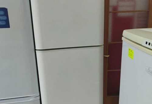 Высокий холодильник Indesit no frost