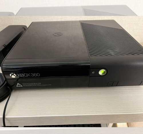 Xbox 360 E Winchester