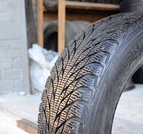 Nokian Tyres Hakkapeliitta R2 185/60 R15