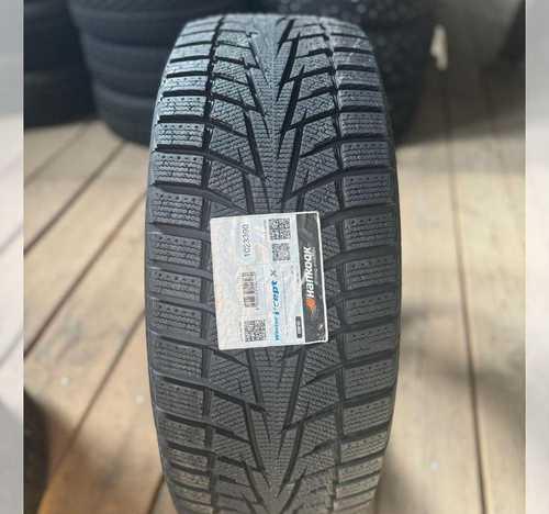 Hankook Winter I'Cept X RW10 235/60 R18