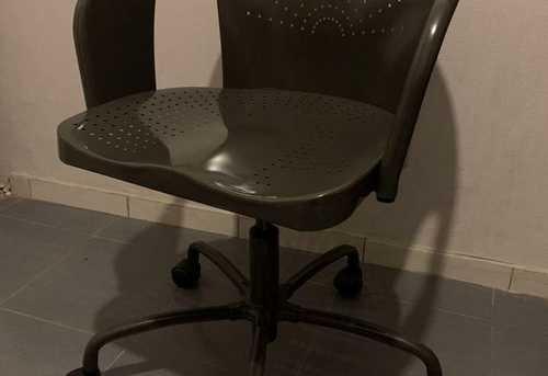 Робергет Рабочий стул металлический (IKEA) - серый