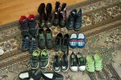 Обувь на мальчика разное