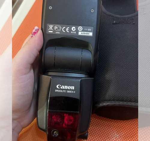 Вспышка камеры canon 580EX II