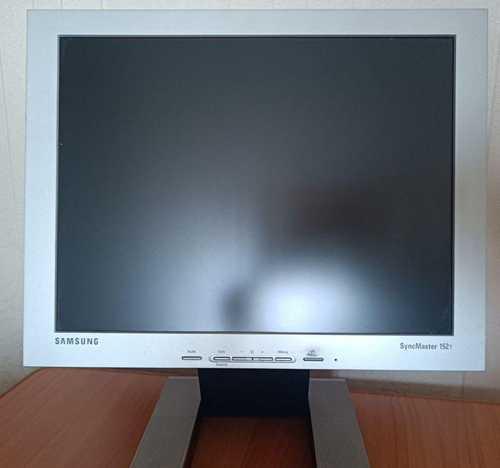 Монитор Samsung SyncMaster 152T диагональ 15"