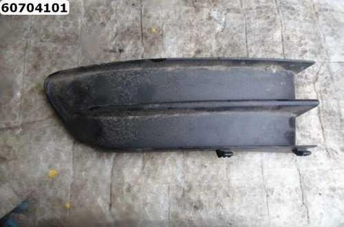 Решетка в бампер правая Renault Laguna 2