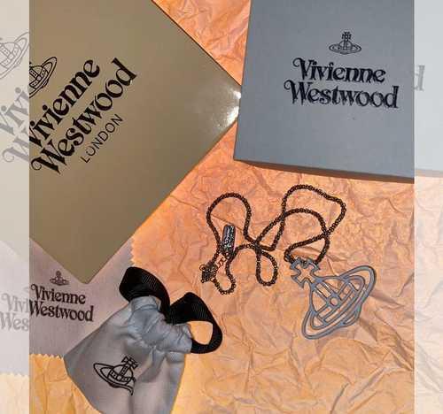 Vivienne Westwood цепочка с крупным кулоном