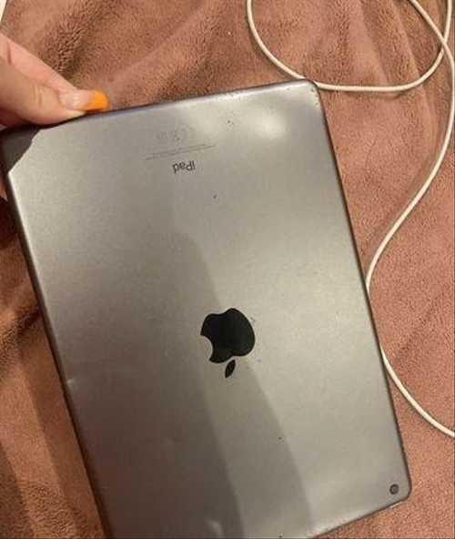 iPad 7 на запчасти