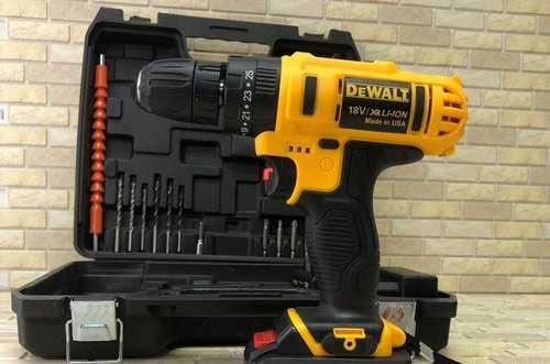 Шуруповерт Dewalt 18v c насадками