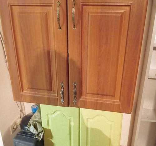 2 кухонных шкафчика