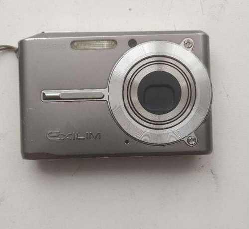 Компактный фотоаппарат Casio exilim ex-S500