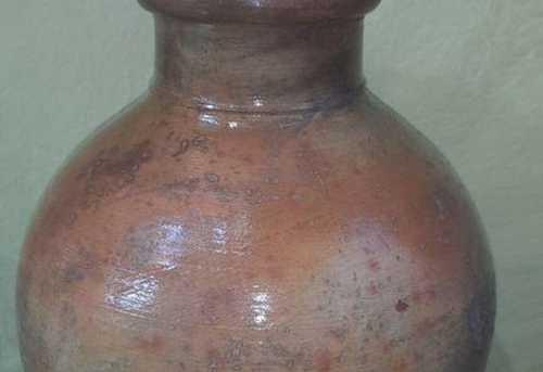 Старая большая глиняная ваза