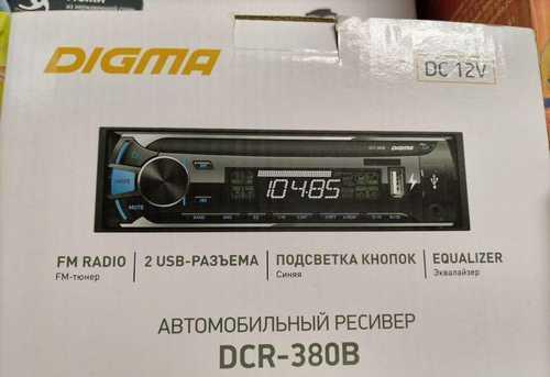 Автомагнитола Digma DCR-380B