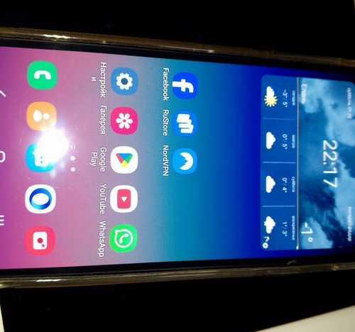 Samsung Galaxy A6, 3/32 ГБ