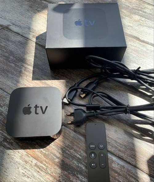 Apple TV 4 32 Gb (A1625), пульт + hdmi Belkin