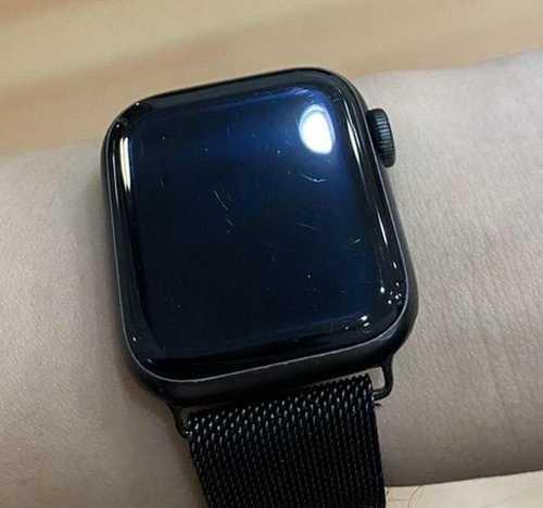 Apple Watch SE 40мм