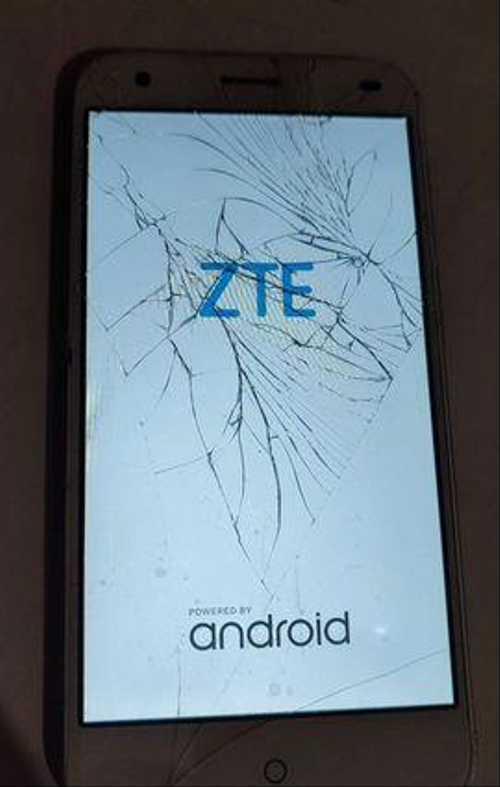 Телефон ZTE Blade s6