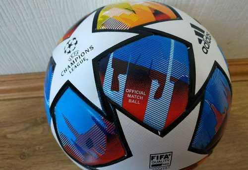 Футбольный мяч adidas UCL р.5 Питер 2022 термосшив
