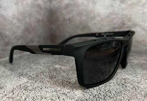 Солнцезащитные очки Emporio Armani антиблик