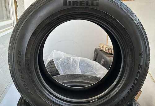 Pirelli Chrono 215/65 R16 65G