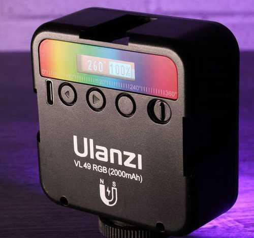 Накамерный видеосвет Ulanzi VL49 RGB