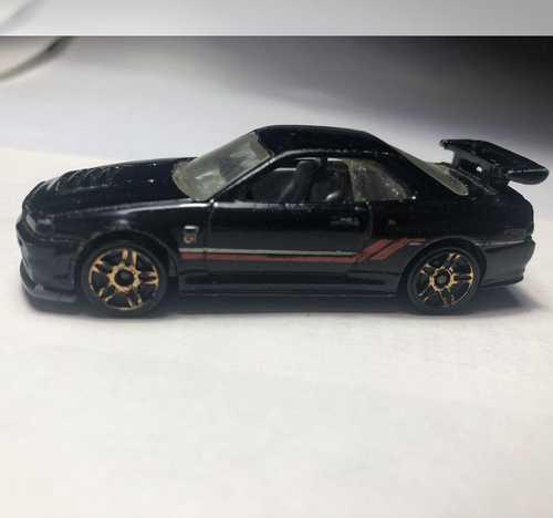 Модель Hot Wheels Nissan Skyline r34