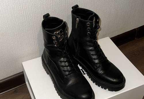 Ботинки демисезонные guess
