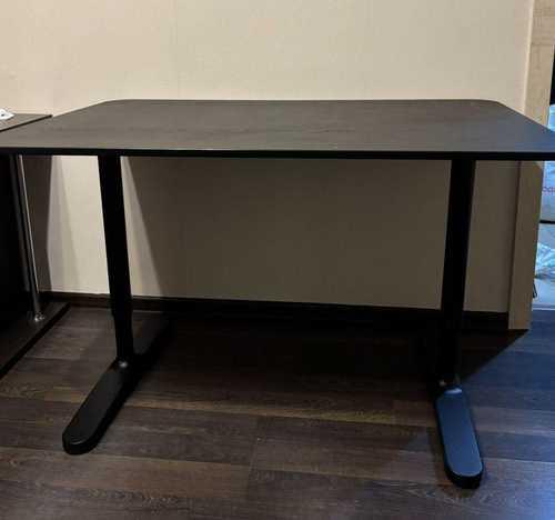 Компьютерный стол Бекант IKEA 120x80