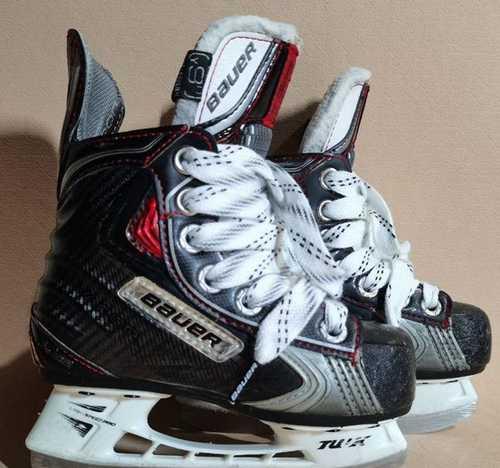 Коньки хоккейные детские Bauer Vapor X100. Yth 9D