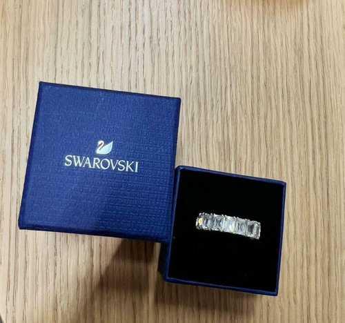 Swarovski кольцо 19 размер