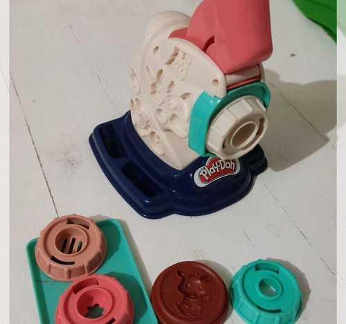 Игрушка Playdoh пластилинодавилка