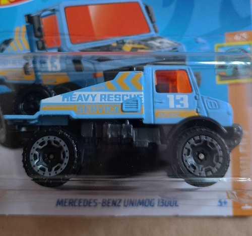 Hot wheels Mercedes-Benz Unimog 1300L