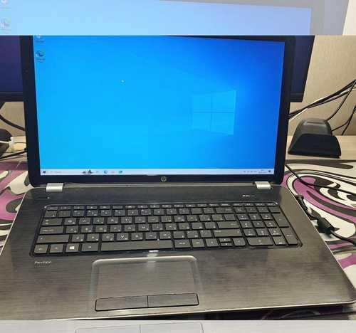 Ноутбук HP Pavilion 17-e011sr