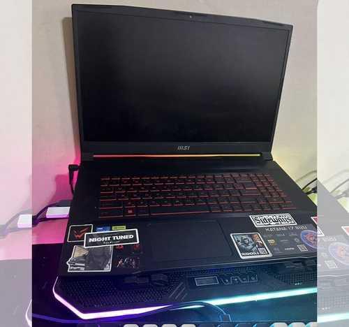 Ноутбук msi 17.3 katana