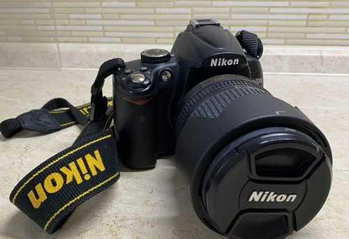 Зеркальный фотоаппарат Nikon D5000