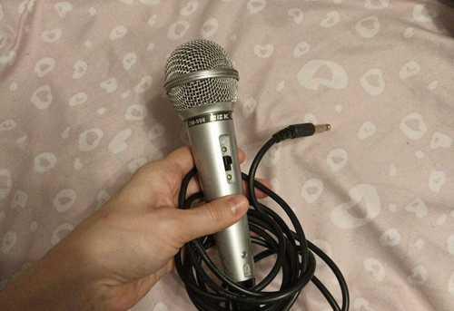 Микрофон для караоке BBK универсальный