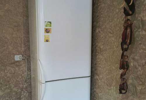Холодильник indesit рабочий