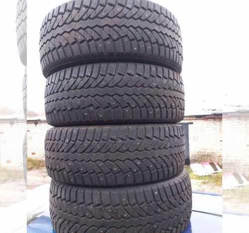 Pirelli Formula Ice 235/55 R18 104T