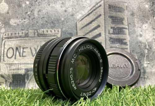 MC Helios-44M-6