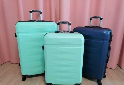 Чемодан на колёсах Travel S M L