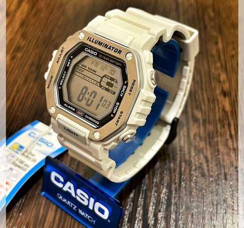 Японские наручные часы Casio MWD-110H-8A с хроногр