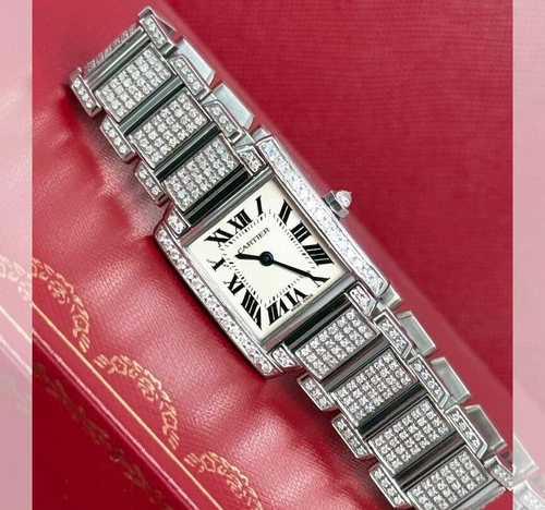 Наручные часы Cartier