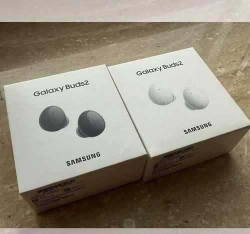 Наушники samsung galaxy buds 2 белые и черные